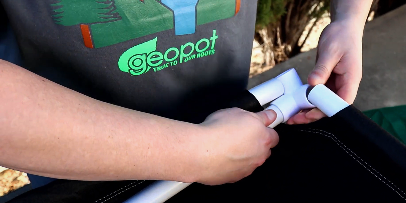 VIDEO: How to Assemble Your GeoPlanter – Geopot